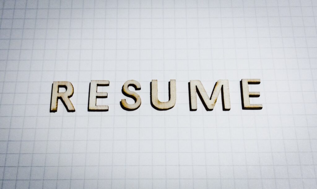 レジュメの書き方 | BreakThrough Essay